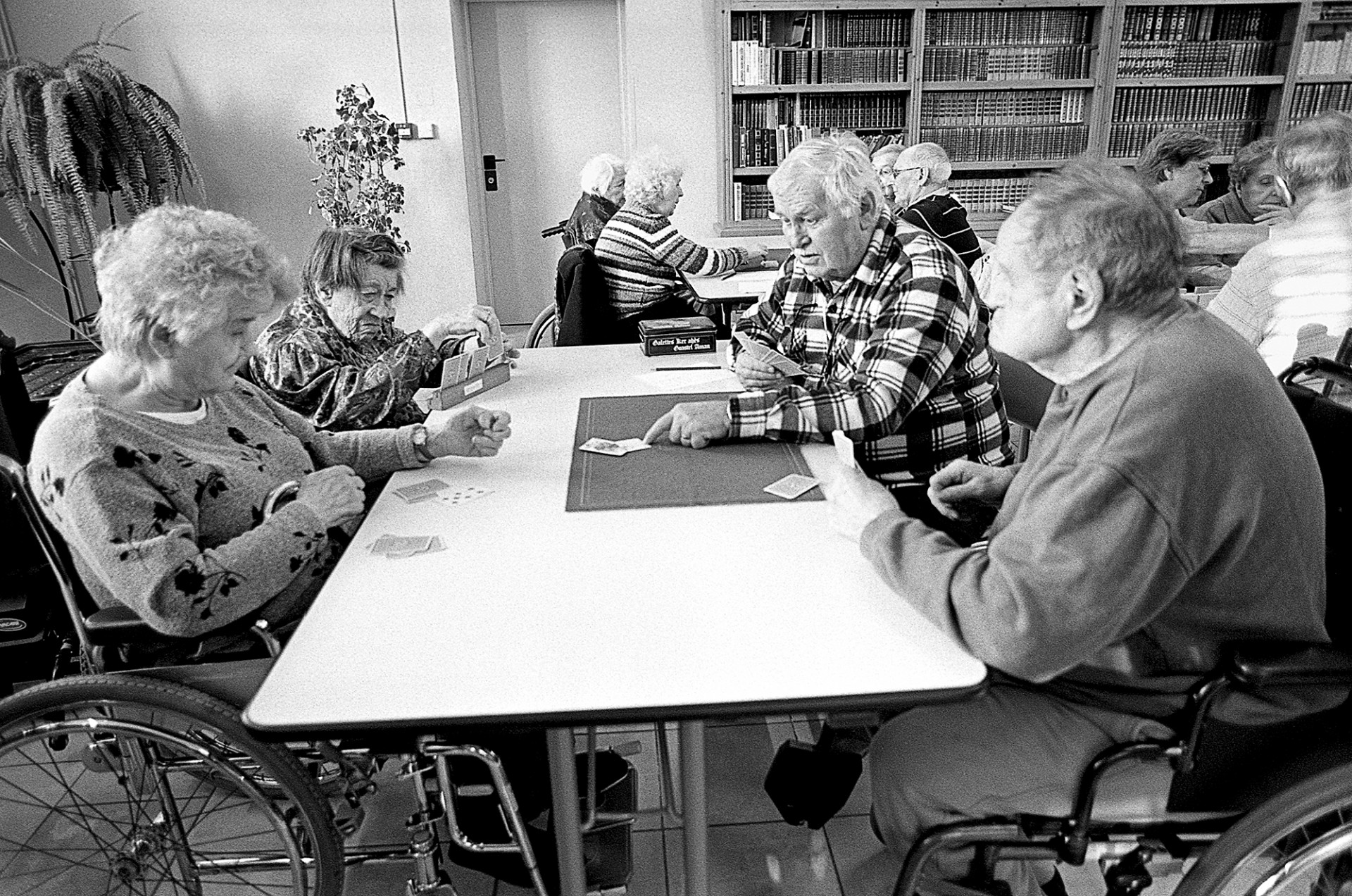 24 H dans la vie d’un centre de gérontologie clinique — Nicolas ...